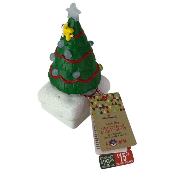 Hallmark | Holiday | Nwt Christmas Light Show Woodstock Tree Peanuts ...